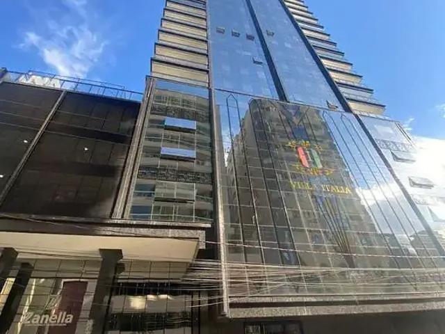 Apartamento para Venda em Itapema/SC Meia Praia 4 Quartos