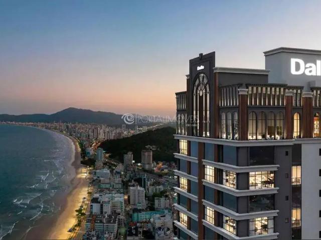 Apartamento para Venda em Itapema/SC Meia Praia 4 Quartos