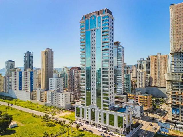 Apartamento para Venda em Itapema/SC Meia Praia 4 Quartos