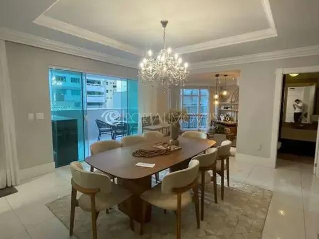 Apartamento para Venda em Itapema/SC Meia Praia 4 Quartos