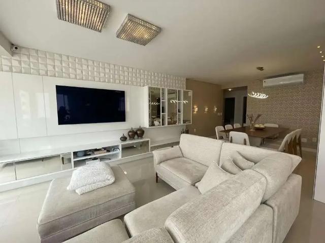 Apartamento para Venda em Itapema/SC Meia Praia 4 Quartos