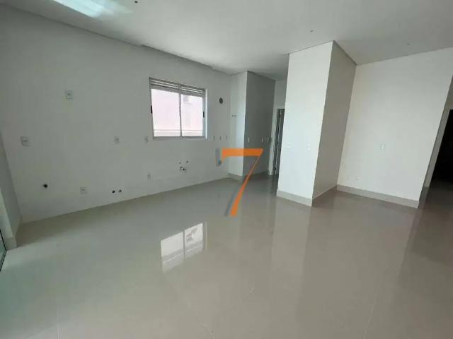 Apartamento para Venda em Itapema/SC Meia Praia 4 Quartos