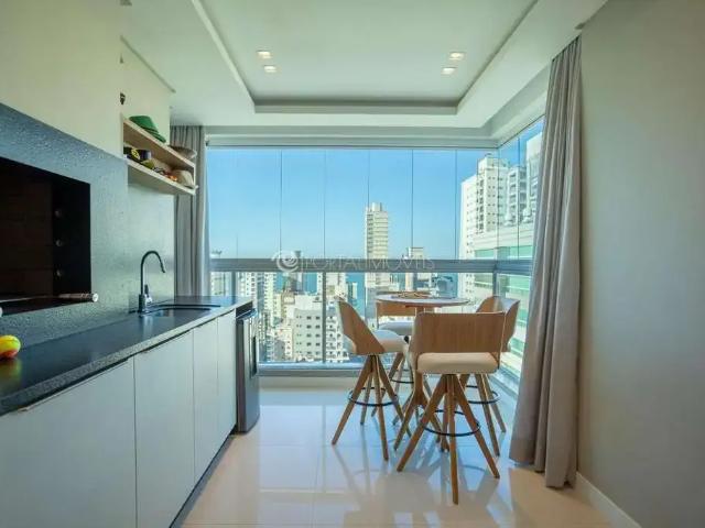 Apartamento para Venda em Itapema/SC Meia Praia 4 Quartos