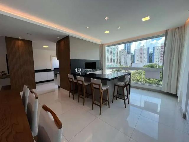 Apartamento para Venda em Itapema/SC Meia Praia 4 Quartos