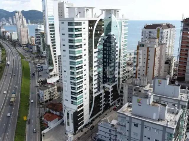 Apartamento para Venda em Itapema/SC Meia Praia 4 Quartos