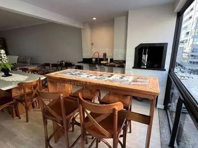 Apartamento para Venda em Itapema/SC Meia Praia 4 Quartos