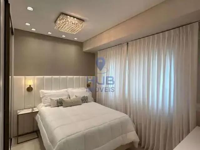 Apartamento para Venda em Itapema/SC Meia Praia 4 Quartos