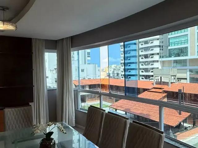 Apartamento para Venda em Itapema/SC Meia Praia 4 Quartos