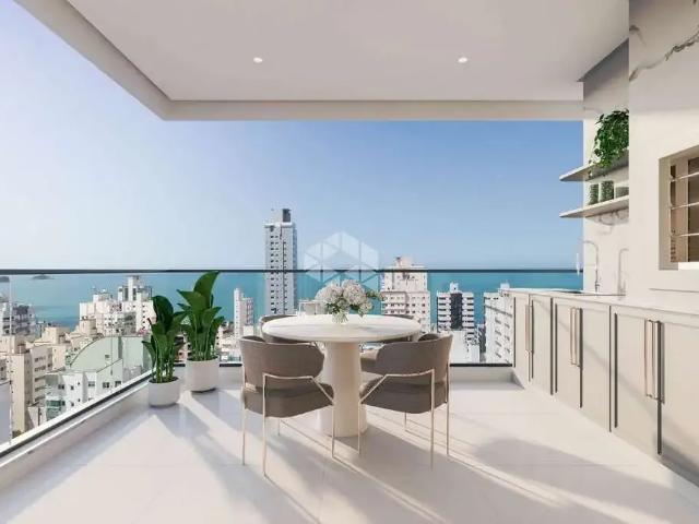 Apartamento para Venda em Itapema/SC Meia Praia 4 Quartos