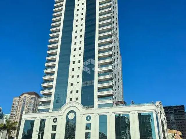 Apartamento para Venda em Itapema/SC Meia Praia 4 Quartos