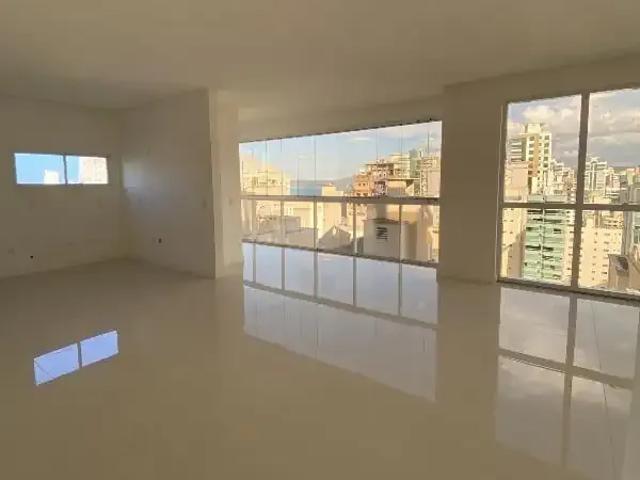 Apartamento para Venda em Itapema/SC Meia Praia 4 Quartos