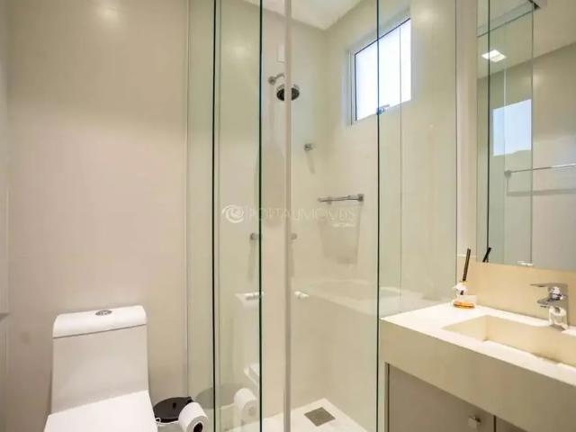 Apartamento para Venda em Itapema/SC Meia Praia 4 Quartos