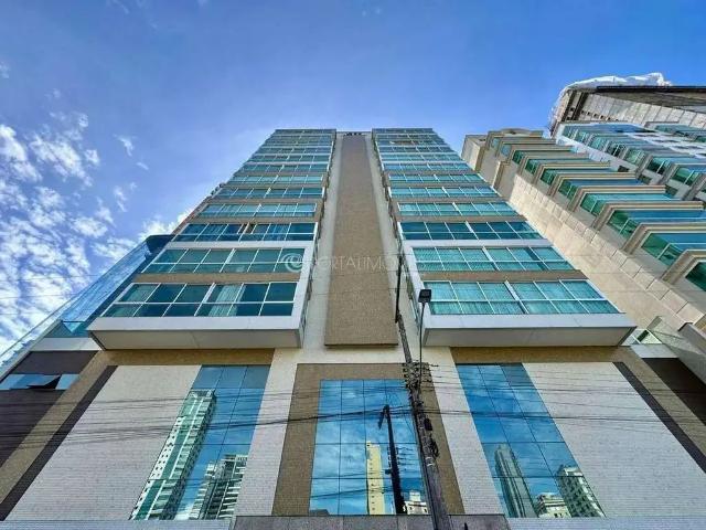 Apartamento para Venda em Itapema/SC Meia Praia 4 Quartos