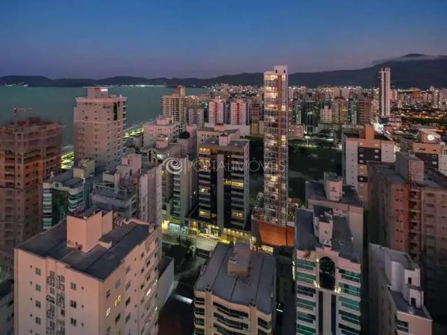Apartamento para Venda em Itapema/SC Meia Praia 4 Quartos