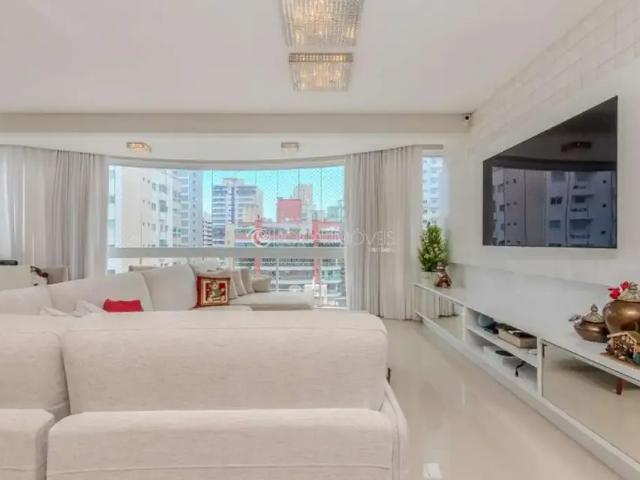 Apartamento para Venda em Itapema/SC Meia Praia 4 Quartos
