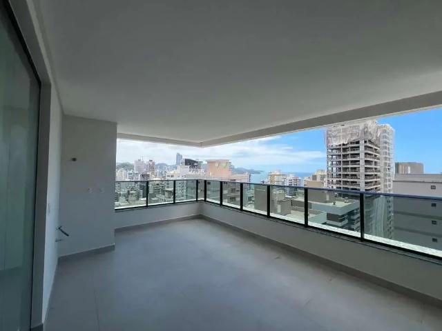 Apartamento para Venda em Itapema/SC Meia Praia 4 Quartos