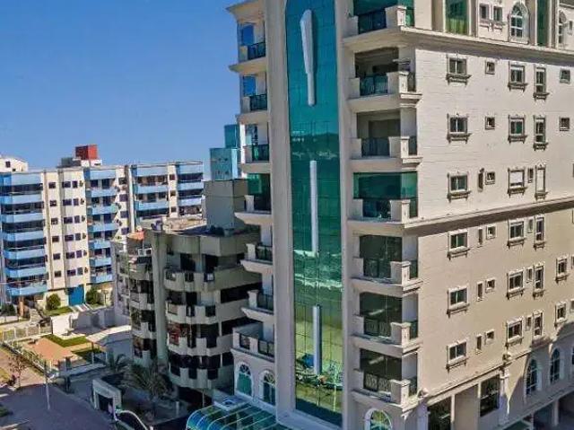 Apartamento para Venda em Itapema/SC Meia Praia 4 Quartos