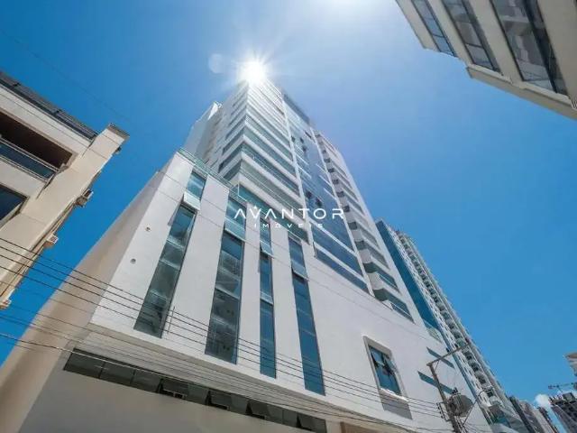 Apartamento para Venda em Itapema/SC Meia Praia 4 Quartos