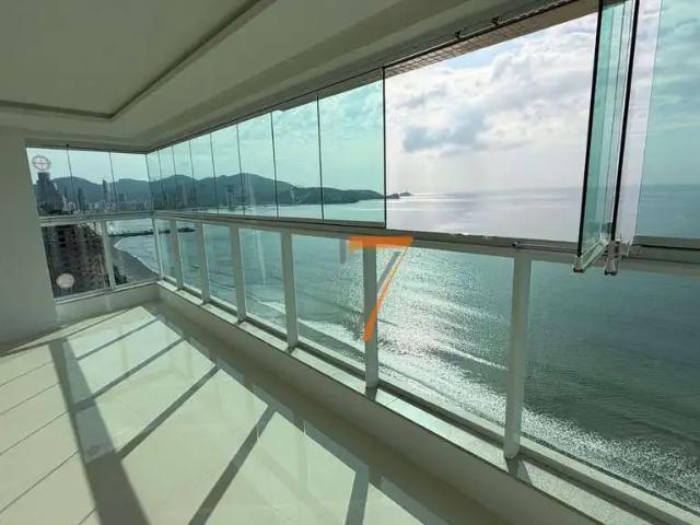 Apartamento para Venda em Itapema/SC Meia Praia 4 Quartos