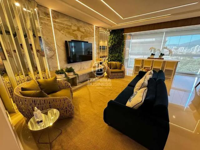 Apartamento para Venda em Itapema/SC Meia Praia 4 Quartos