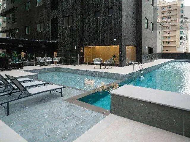 Apartamento para Venda em Itapema/SC Meia Praia 4 Quartos