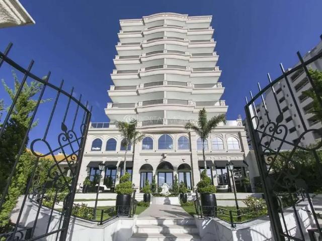 Apartamento para Venda em Itapema/SC Meia Praia 4 Quartos