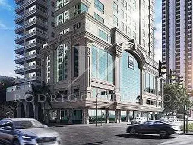 Apartamento para Venda em Itapema/SC Meia Praia 4 Quartos