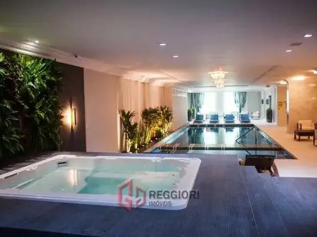 Apartamento para Venda em Itapema/SC Meia Praia 4 Quartos