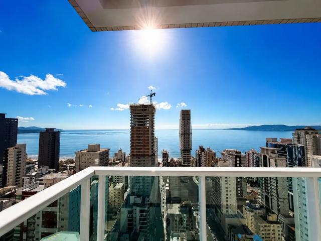 Apartamento para Venda em Itapema/SC Meia Praia