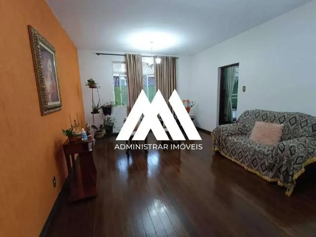 Apartamento para Venda em Itaúna/MG Centro 4 Quartos