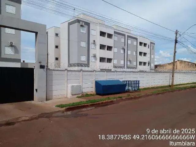 Apartamento para Venda em Itumbiara/GO Parque Vale dos Buritys III 2 Quartos