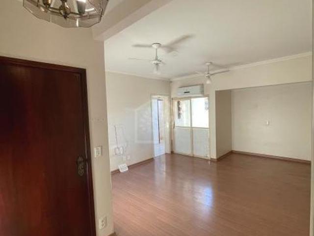 Apartamento para venda em Icaray de 114.00m² com 3 Quartos, 1 Suite e 1 Garagem