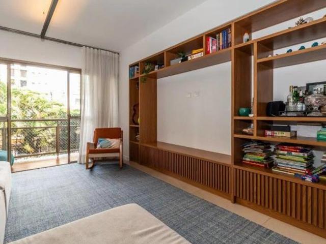 Apartamento para venda em Indianópolis com 3 quartos, sendo 1 suíte, 105m²