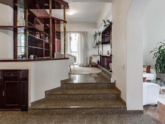 Apartamento para venda em Indianópolis com 3 quartos, sendo 3 suítes, 217m²