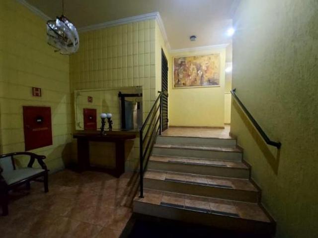 Apartamento para Venda em Juiz de Fora, Centro, 1 dormitório, 1 banheiro