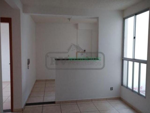 Apartamento para Venda em Juiz de Fora, Industrial, 2 dormitórios, 1 banheiro, 1 vaga