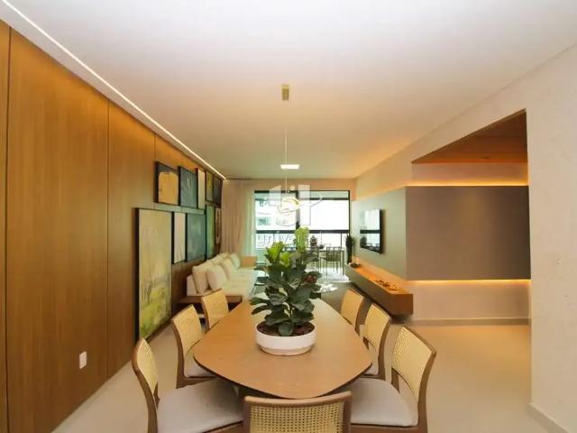 Apartamento para Venda em Juiz de Fora/MG Centro 4 Quartos