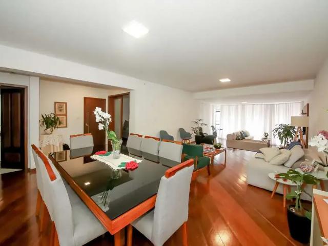 Apartamento para Venda em Juiz de Fora/MG Centro 4 Quartos