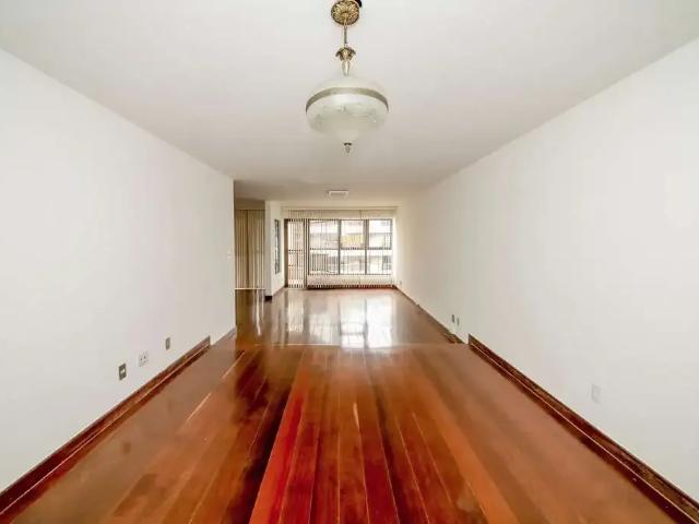 Apartamento para Venda em Juiz de Fora/MG Centro 4 Quartos