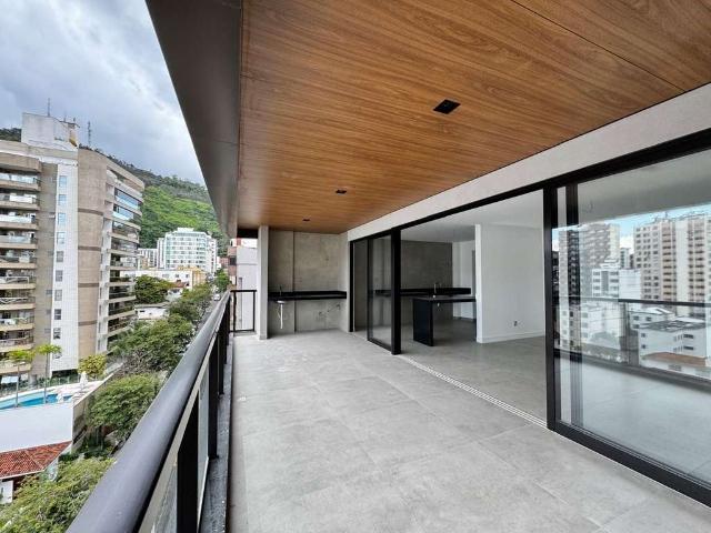Apartamento para Venda em Juiz de Fora/MG Centro 4 Quartos