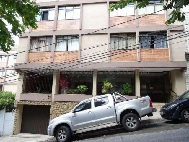 Apartamento para Venda em Juiz de Fora/MG Centro 5 Quartos