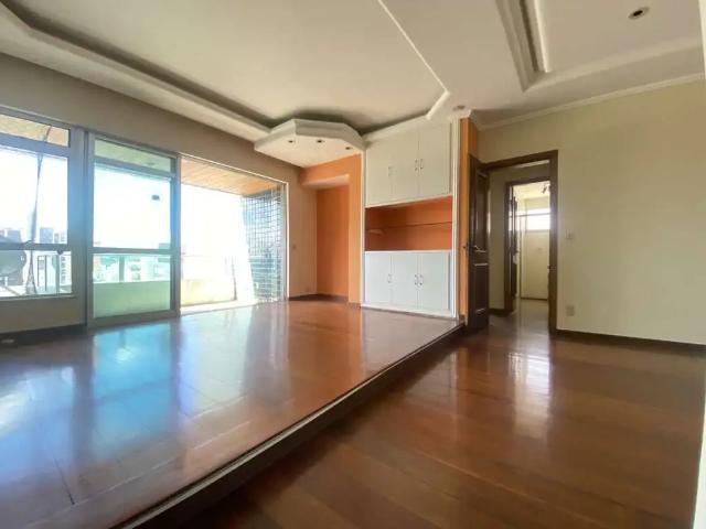 Apartamento para Venda em Juiz de Fora/MG Centro 3 Quartos