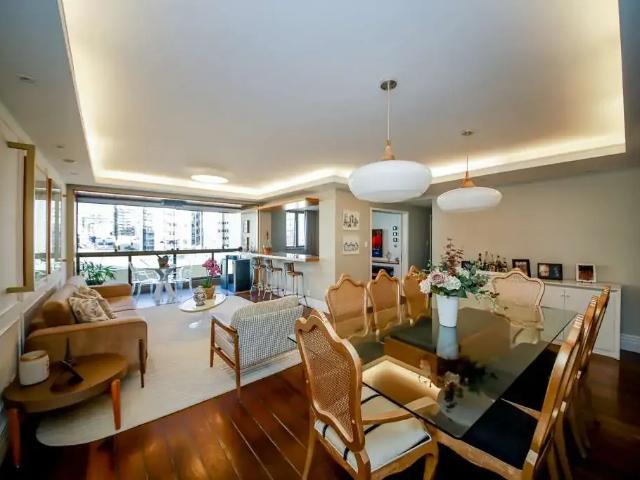 Apartamento para Venda em Juiz de Fora/MG Centro 3 Quartos