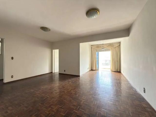 Apartamento para Venda em Juiz de Fora/MG Centro 3 Quartos
