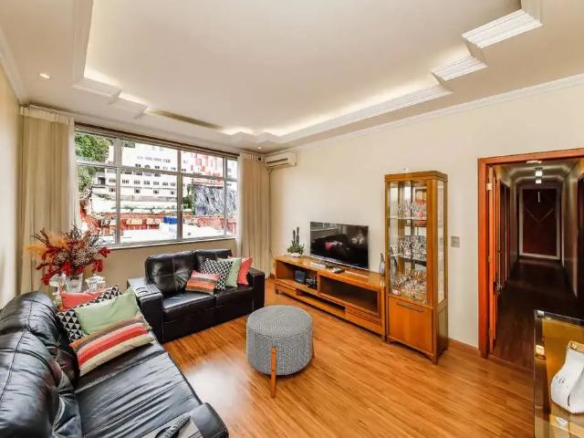 Apartamento para Venda em Juiz de Fora/MG Centro 3 Quartos