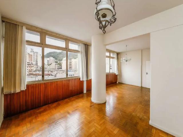 Apartamento para Venda em Juiz de Fora/MG Centro 3 Quartos