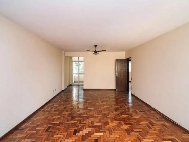 Apartamento para Venda em Juiz de Fora/MG Centro 3 Quartos
