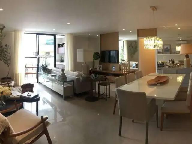 Apartamento para Venda em Juiz de Fora/MG Granbery 4 Quartos