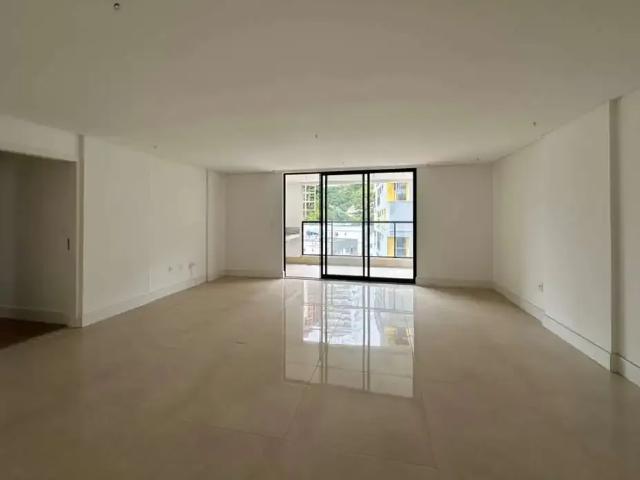 Apartamento para Venda em Juiz de Fora/MG Granbery 4 Quartos