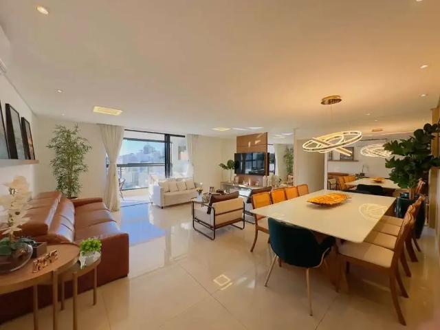 Apartamento para Venda em Juiz de Fora/MG Granbery 4 Quartos